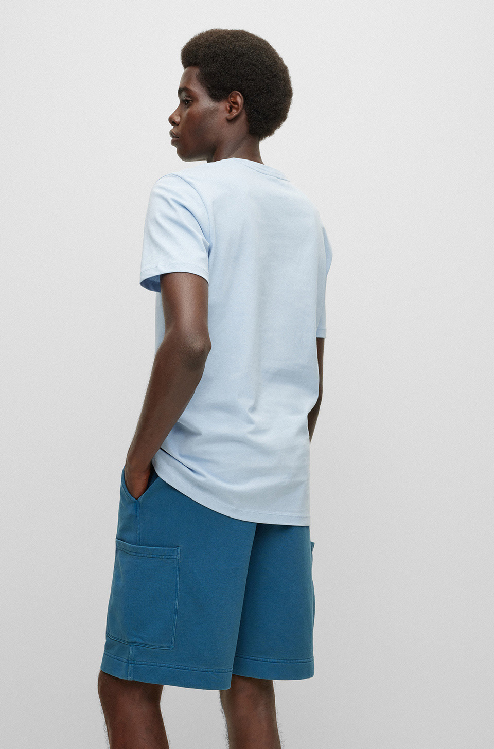 BOSS(보스) [공식][보스]로고 패치 코튼 릴렉스핏 반팔 티셔츠50472584_487 | S.I.VILLAGE (에스아이빌리지)